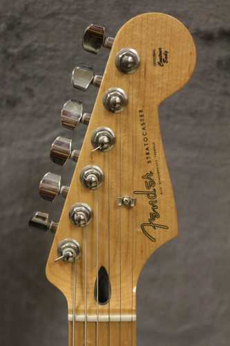 2015 Fender FSR Stratocaster Black > Guitars Electric Solid Body ...