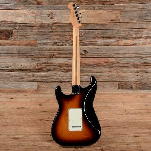 2015 Fender Standard Stratocaster Standard Stratocaster Sunburst ...