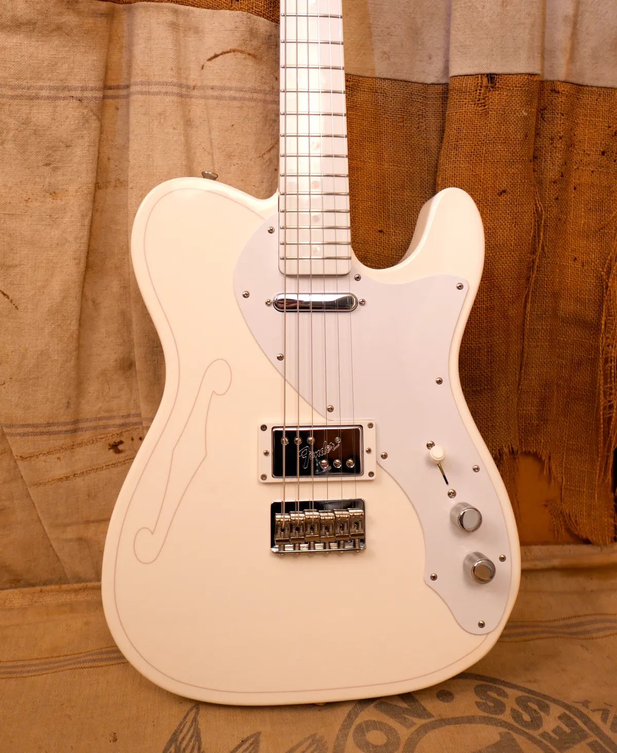 2019 Fender Telecaster Silent Siren White > Guitars Electric Solid Body ...