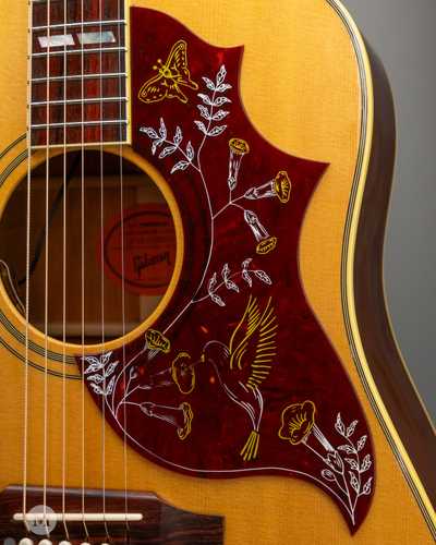 2022 Gibson Hummingbird Natural > Guitars Acoustic | Mass Street Music
