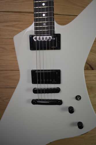 2025 ESP Snakebyte Snow White > Guitars Electric Solid Body | The Loft ...