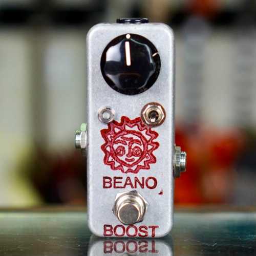 Analogman Mini Beano Boost > Effects | Mom and Dad's Music