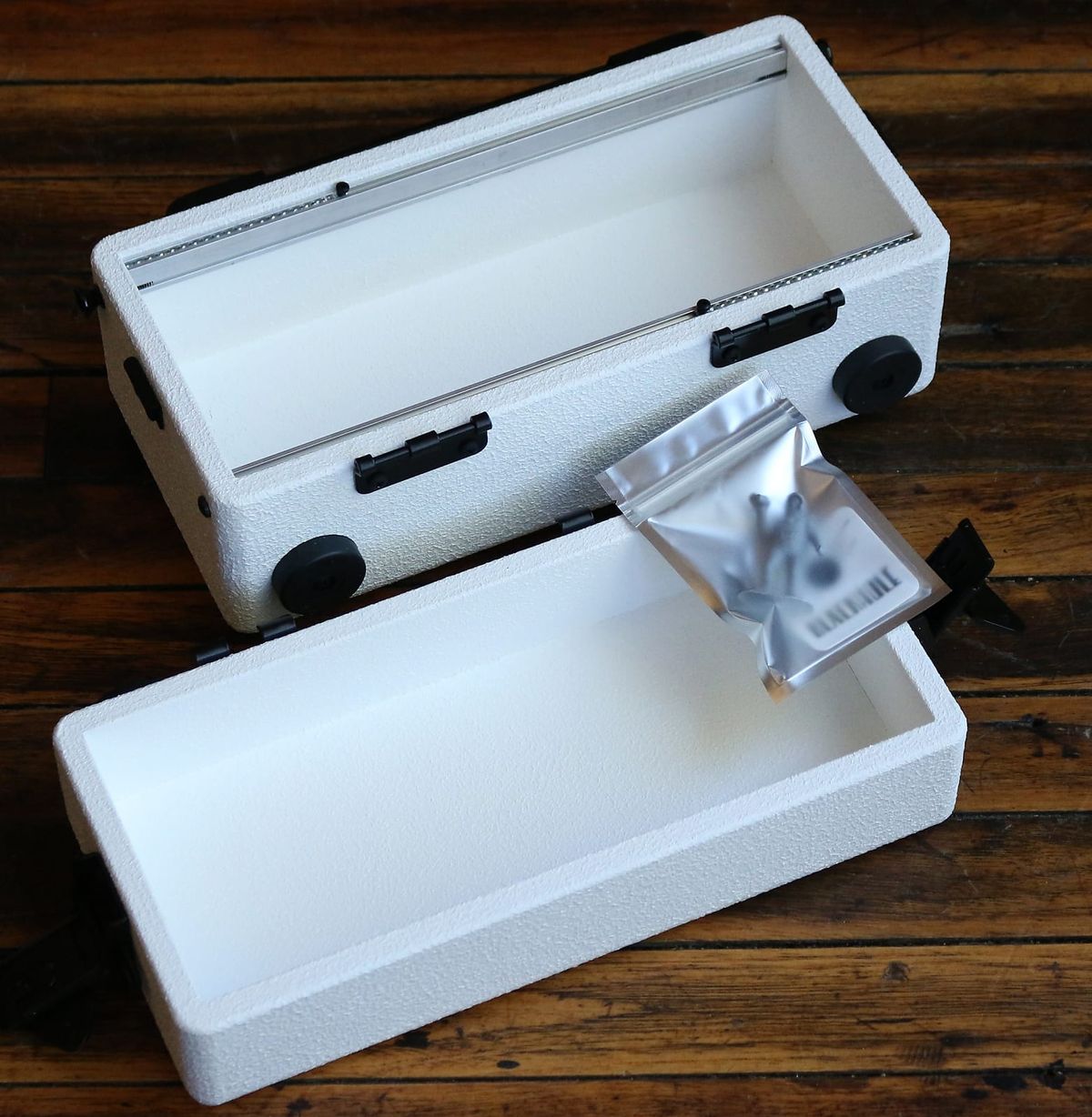Blackhole Cases THREE // 3U 60HP Portable Eurorack Case White ...
