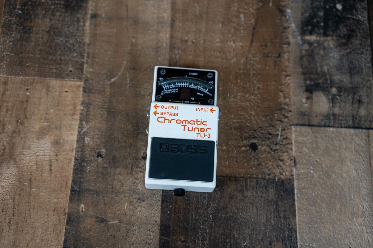 Boss TU-3 Chromatic Tuner > Effects | A Flash Flood of Gear