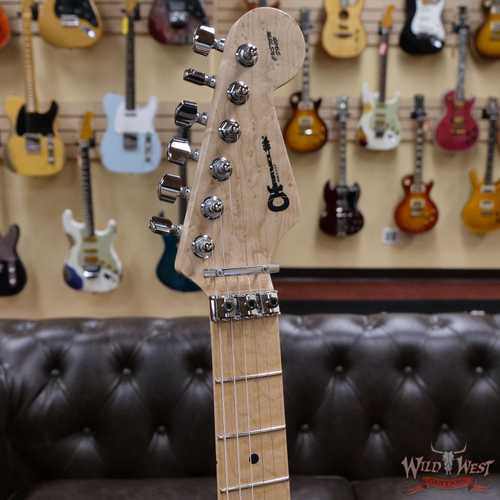 2021 Charvel USA Custom Shop Dave Nichols Masterbuilt Dinky DK 2H Floyd ...