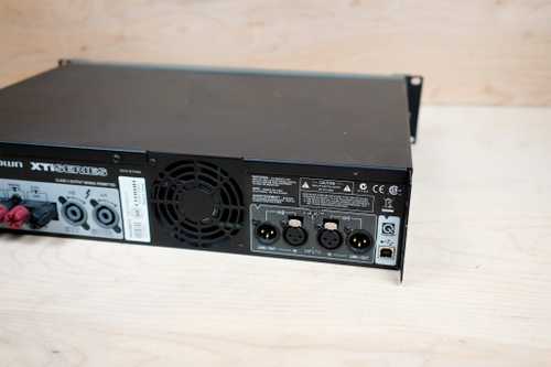 Crown XTi 4002 2-Channel 1200W Power Amplifier Black > Amps & Preamps ...