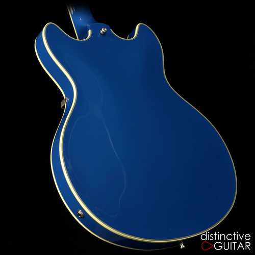 D'Angelico Deluxe DC Sapphire Blue > Guitars Electric Solid Body ...