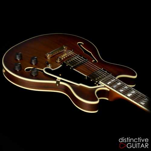D'Angelico Deluxe Mini DC Satin Brown Burst > Guitars Electric Semi ...