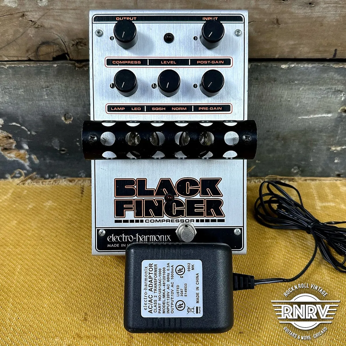 Electro-Harmonix Black Finger Compressor Black > Effects | Rock n Roll ...