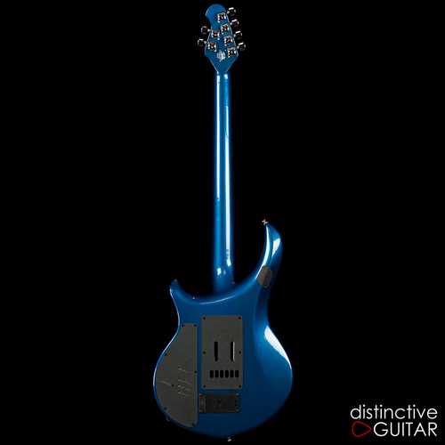 Ernie Ball Music Man Majesty Kinetic Blue > Guitars Electric Solid Body ...