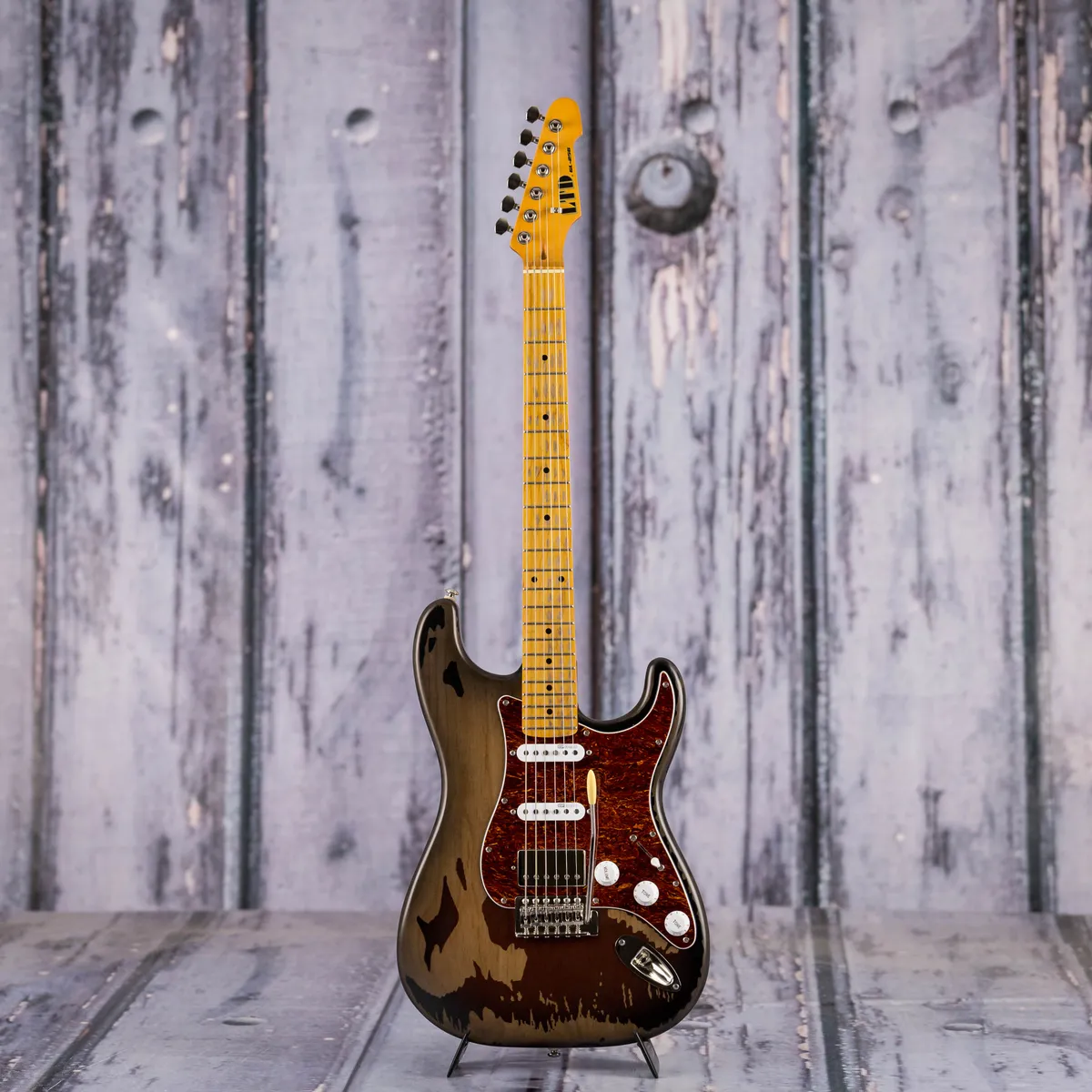 ARCHIVED ESP > Guitars Electric Solid Body | Replay Guitar Exchange