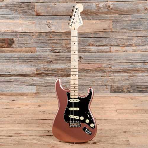 Fender Stratocaster Gold Penny > Guitars Electric Solid Body | Chicago ...