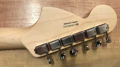 Fender American Performer Stratocaster Penny > Guitars Electric Solid ...