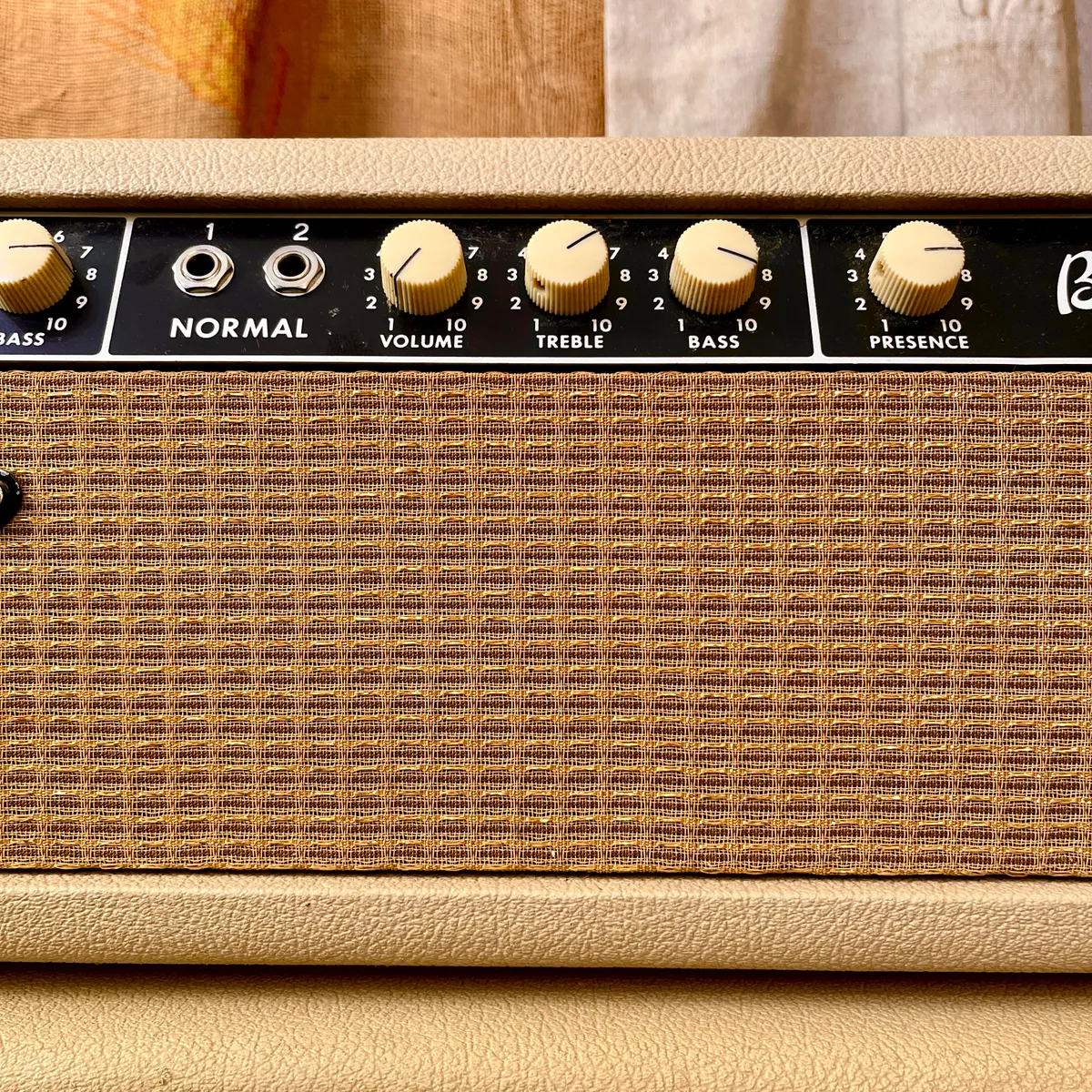 1964 Fender Bassman 2-Channel 50-Watt Guitar Amp Head White Tolex ...