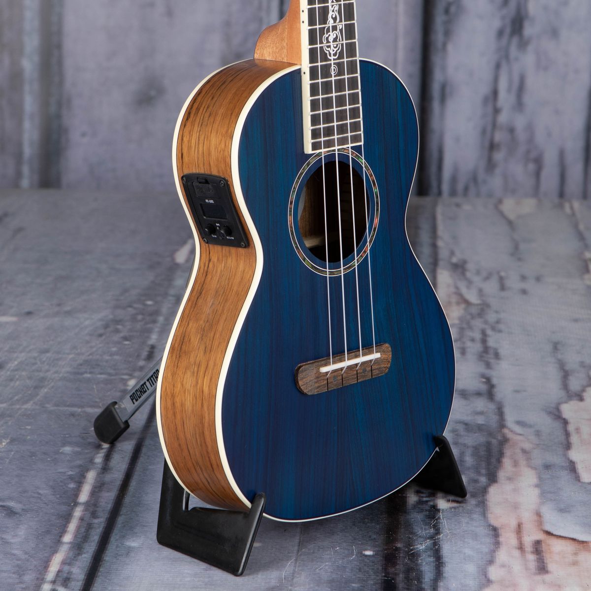 Fender Dhani Harrison Blue > Ukulele & Banjo Ukes | Replay Guitar Exchange