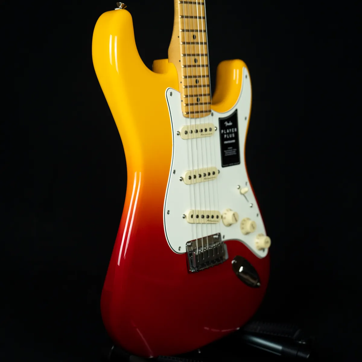 Fender Player Plus Stratocaster Tequila Sunrise > Guitars Electric ...