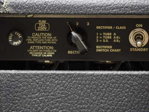 Fender ProSonic Black/Silver > Amps & Preamps | Moe's Guitars