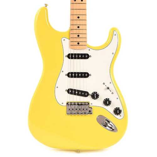 Fender Stratocaster Yellow Monaco Yellow > Guitars Electric Solid Body ...