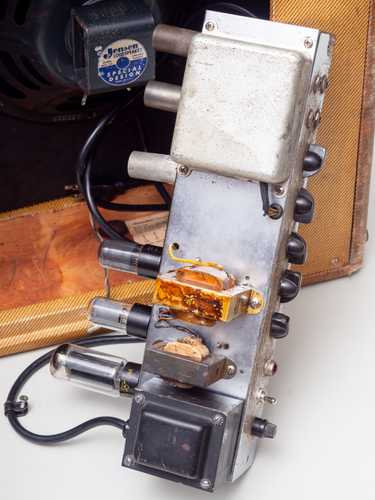 1958 Fender Tremolux Tweed > Amps & Preamps | TR Crandall Guitars