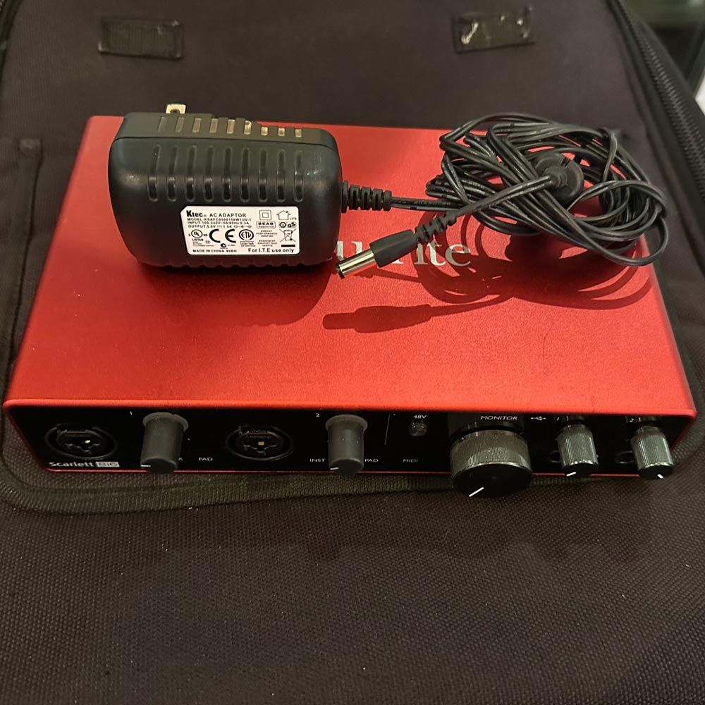 Focusrite Scarlett 8i6 3rd Gen 8-in 6-out USB Audio Interface (Pre ...