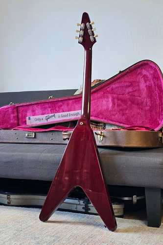 1992 Gibson Flying V Cherry > Guitars Electric Solid Body | Joel's Vintage