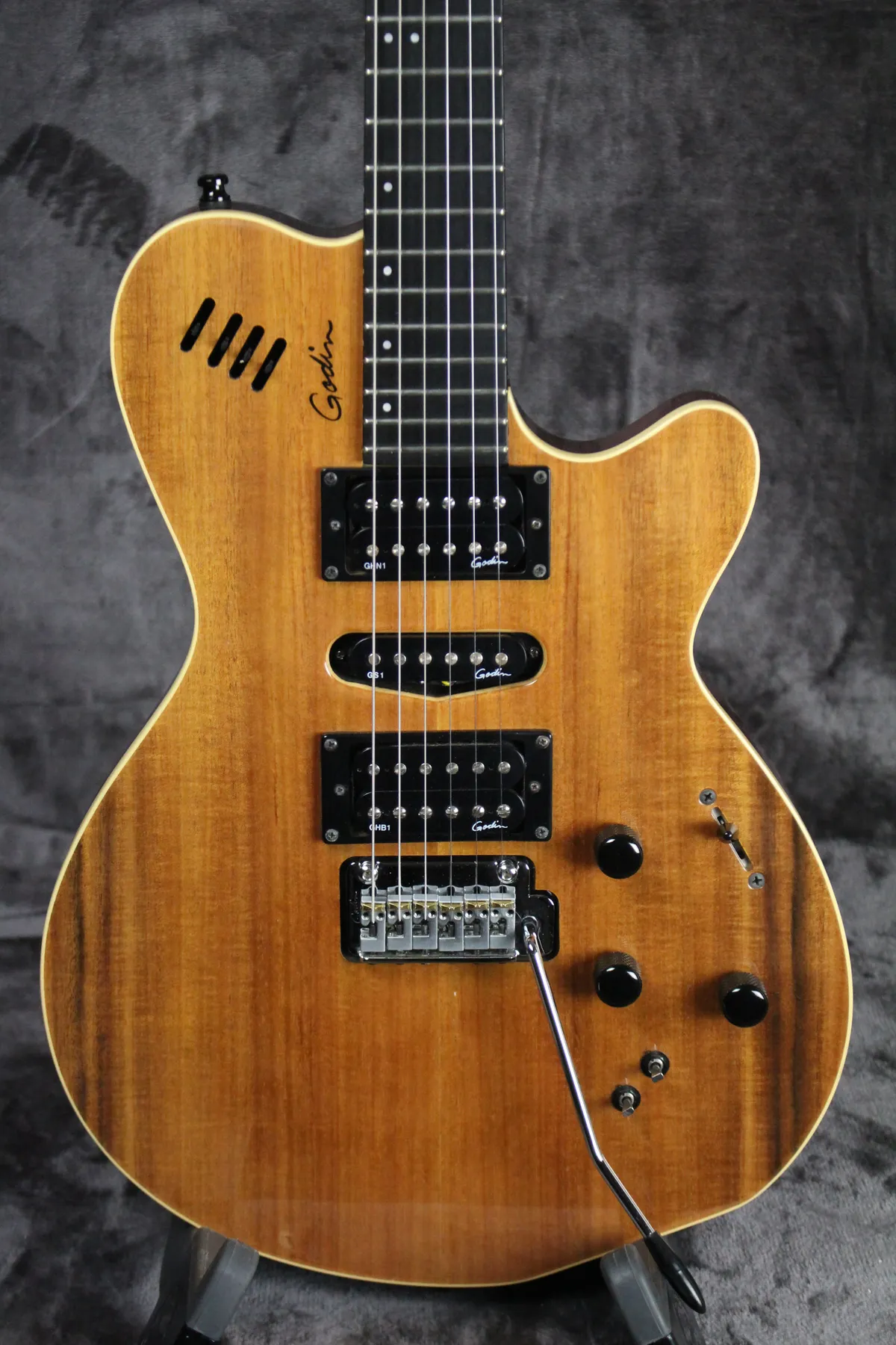 Godin xtSA > Guitars Electric Solid Body | Empire Guitars RI