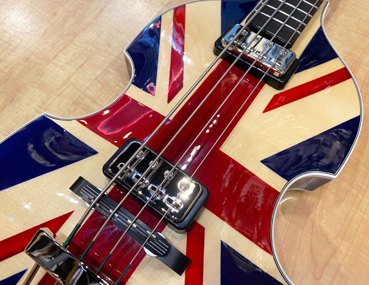 Hofner Custom Shop Fab Gear Union Jack 500/1 > Guitars Bass | Andy ...