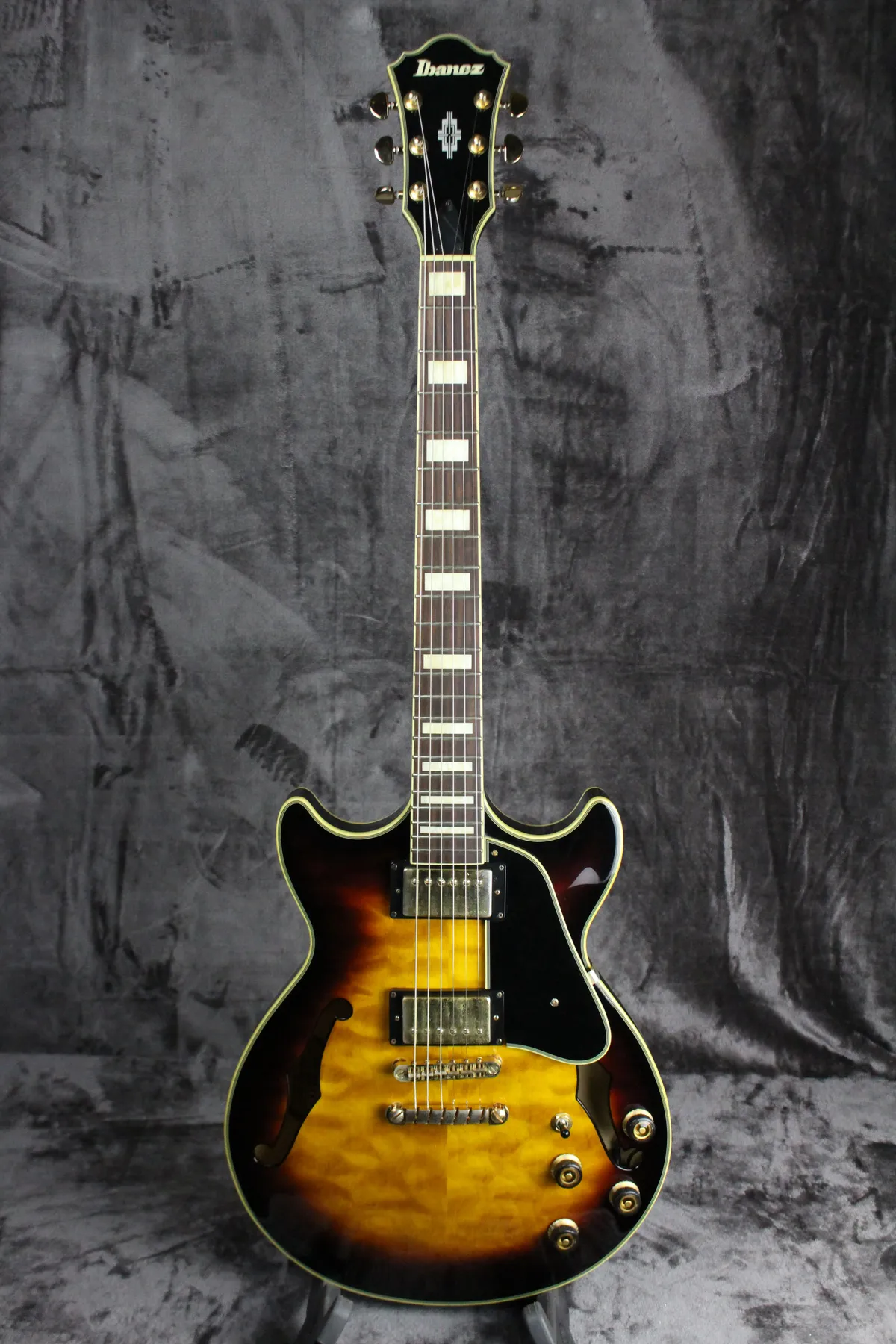 Ibanez Artcore AM93 Art > Guitars Electric Solid Body | Empire Guitars RI
