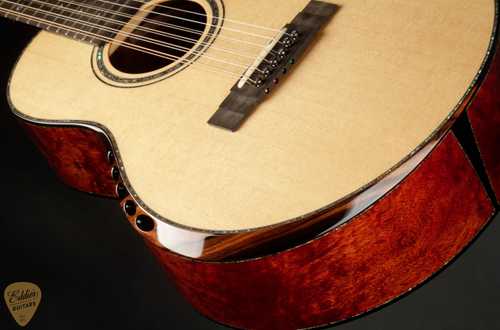 Kevin Ryan Paradiso Grand Concert 10 String - Sitka Spruce & > Guitars ...