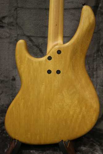 Manne Raven 4 String bass Satin Natural > Guitars Electric Solid Body ...