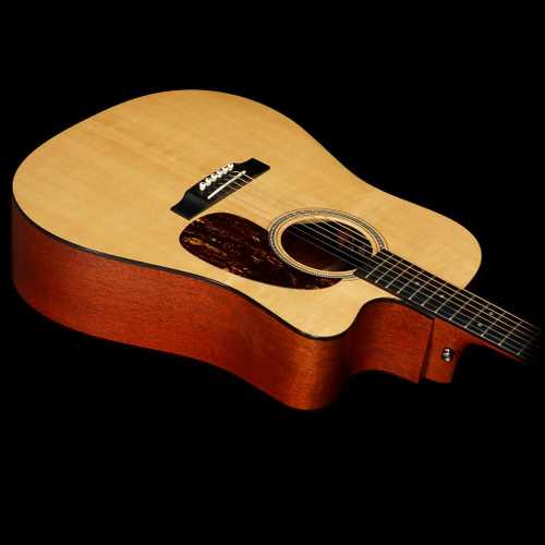 Martin DC-16DGTE Natural > Guitars Acoustic | Distinctive Guitar