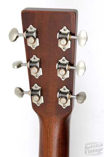 Martin DC-16E Natural > Guitars Acoustic | Rock n Roll Vintage Guitars