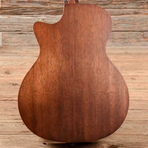 Martin GPC-15ME Streetmaster GPC-15ME Streetmaster Natural Distressed ...