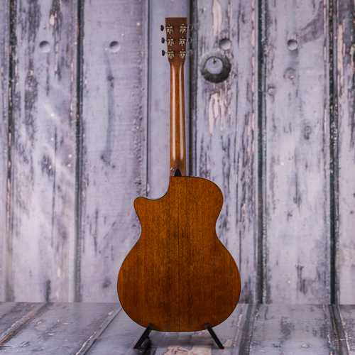 ARCHIVED Used Natural > Guitars Acoustic | Replay Guitar Exchange
