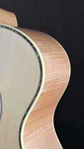 Martin Martin Custom Shop GP in Natural with Figured Maple Back and ...