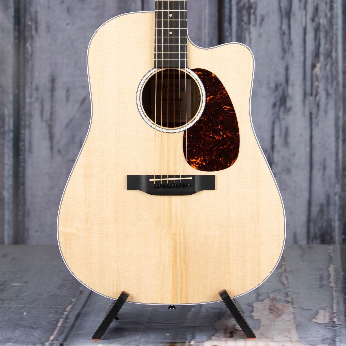 ARCHIVED Martin Natural > Guitars Acoustic | Replay Guitar Exchange