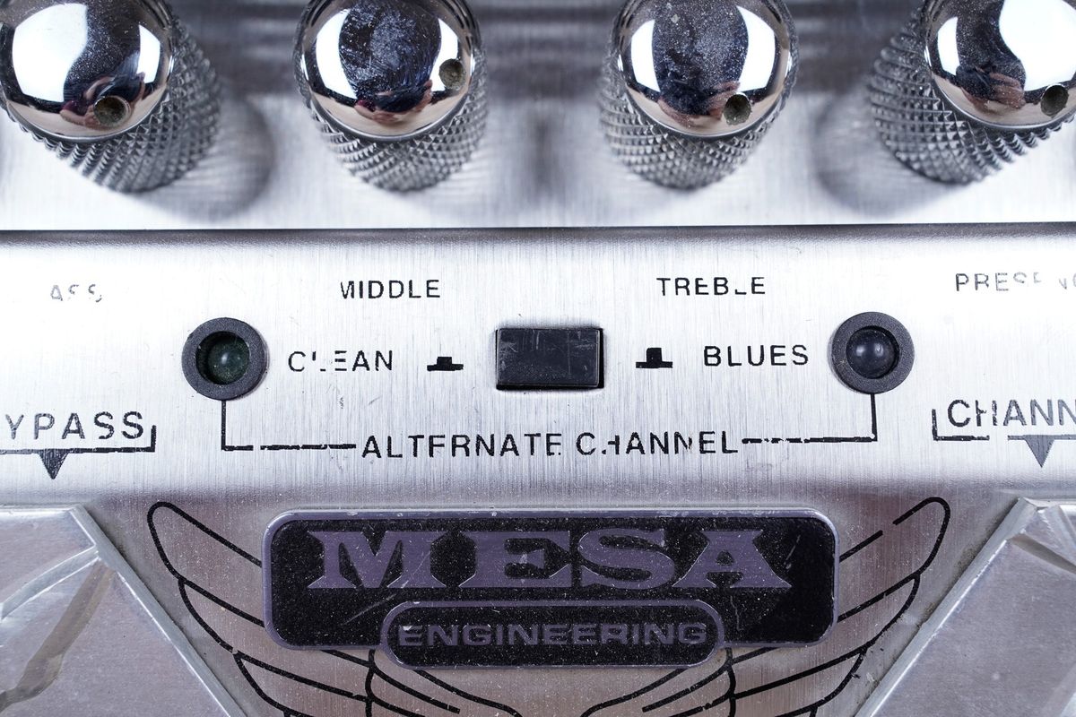 Mesa Boogie V-Twin Tube Preamp Pedal Silver > Effects | A Flash Flood ...