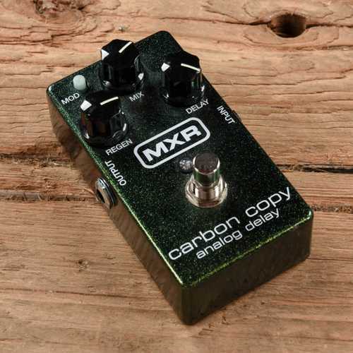 MXR M169 Carbon Copy Analog Delay M169 Carbon Copy Analog Delay ...