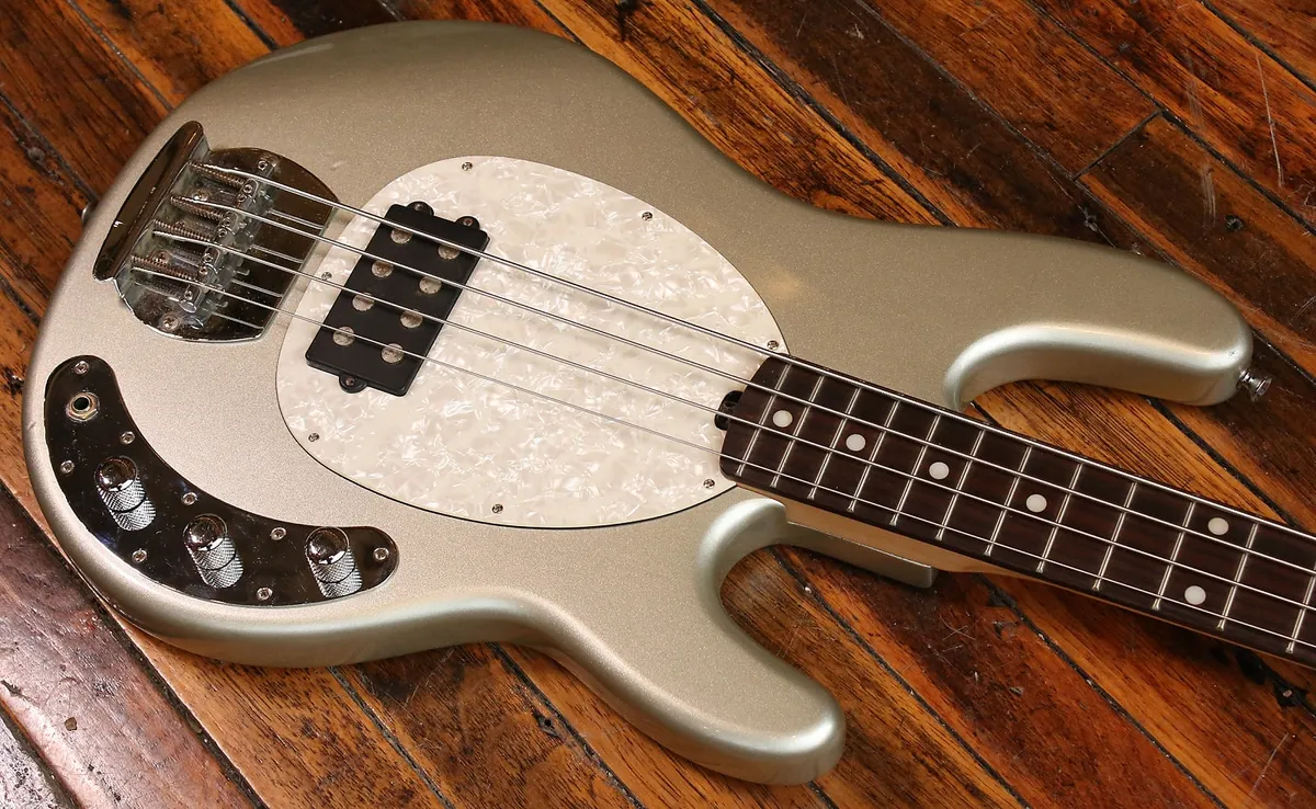 OLP MM2 Silver > Guitars Bass | Rock n Roll Vintage Guitars