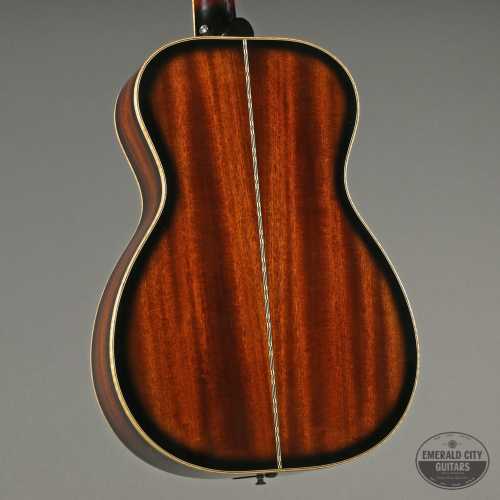 Beard Roundneck Resonator sunburst > Guitars Electric Solid Body ...