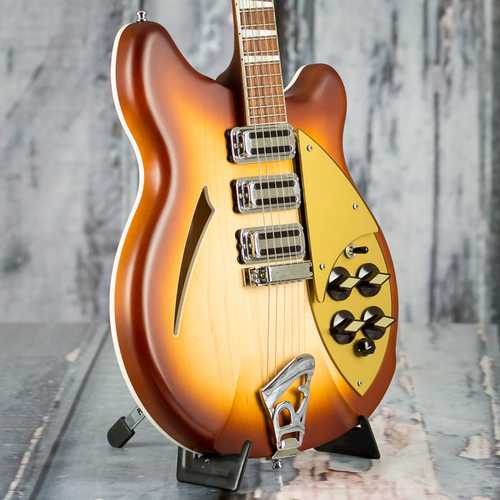 ARCHIVED Used > Guitars Electric Solid Body | Replay Guitar Exchange
