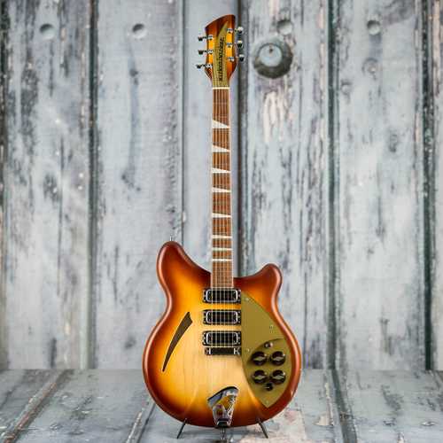 ARCHIVED Used > Guitars Electric Solid Body | Replay Guitar Exchange
