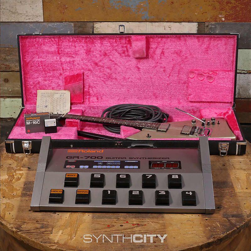 Roland G-707 > Keyboards | Rock n Roll Vintage Guitars