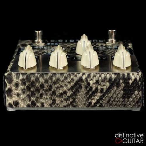 Shin's Music Dumbloid ODS Boost Black Snake > Effects | Distinctive Guitar