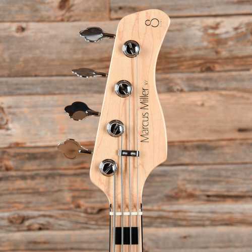Sire Marcus Miller V7 Marcus Miller V7 White White > Guitars Bass ...