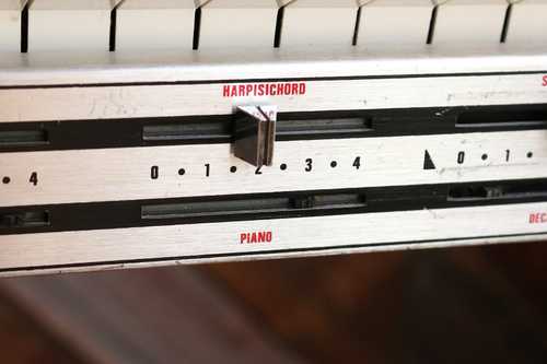 SLM Spectrum > Keyboards | Rock n Roll Vintage Guitars