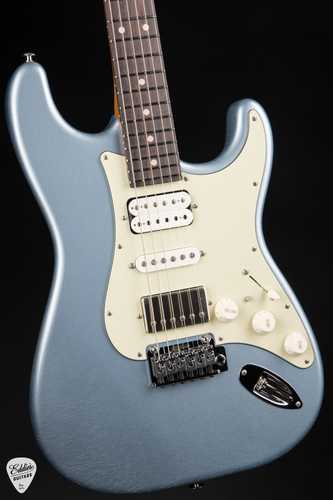 Suhr Classic S Antique Roasted - Ice Blue Metallic > Guitars Electric ...