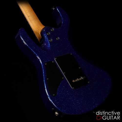 Suhr Modern Blue Sparkle > Guitars Electric Solid Body | Distinctive Guitar
