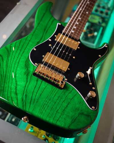 Suhr Standard Custom Trans Green > Guitars Electric Solid Body ...