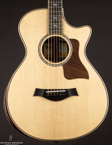 Taylor 812CE Deluxe 12-Fret > Accessories | The Music Emporium